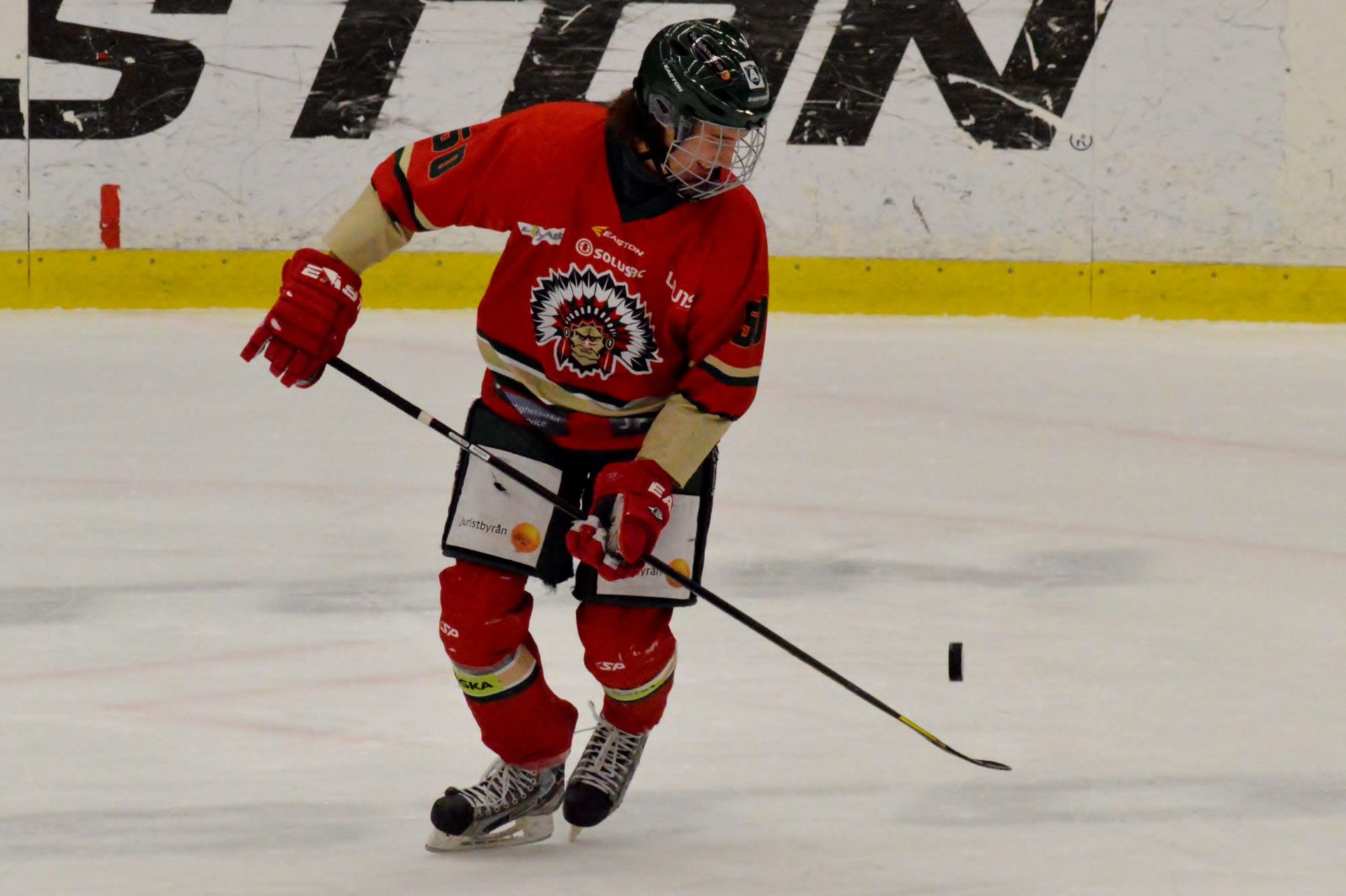 Maple Leafs select Pierre Engvall 188th overall